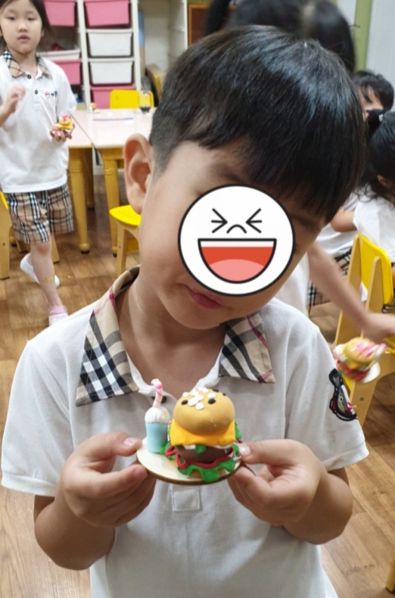 하이캠유치원클레이아트 무지개곰사탕통 햄버거만들기 클레이수업 점핑클레이자격증반대전가오풀잎문화센터 042 272 5579