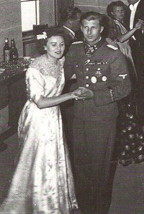 헤르만 페겔라인(Hermann Fegelein)-하인리히 히믈러(Heinrich Himmler)의 총애를 받은 부관 : 네이버 블로그